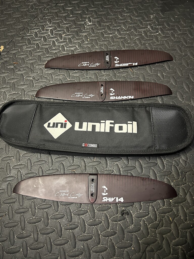 Unifoil Carbon 14 “ x3 Tail Pack - Buy and Sell Foil Gear - Progression Project Forum